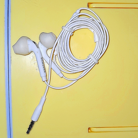 Samsung | Cell Phones & Accessories | Android Earbuds | Poshmark